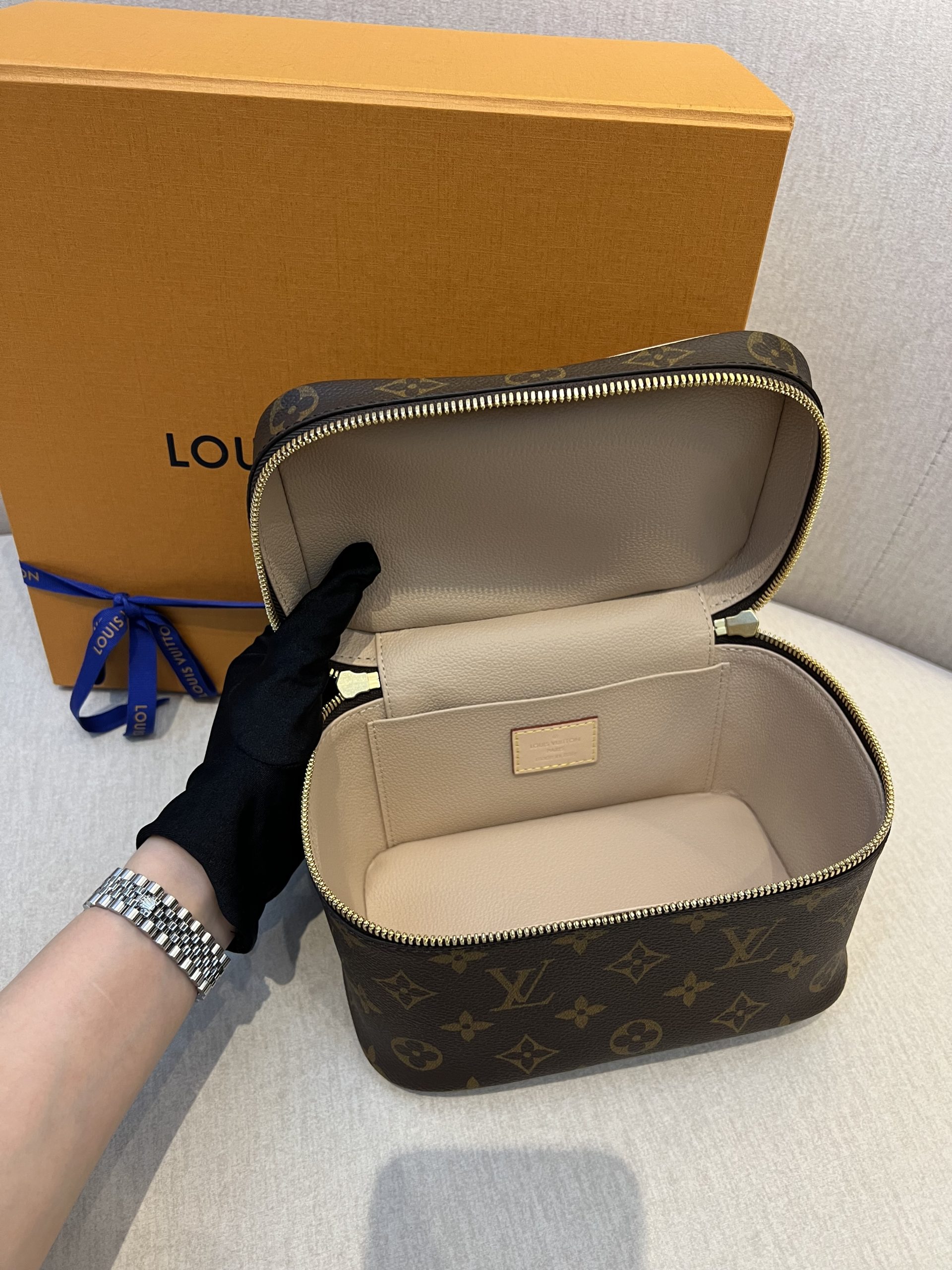 Brand New Lv Nice Mini - LUXURIES CULTURE